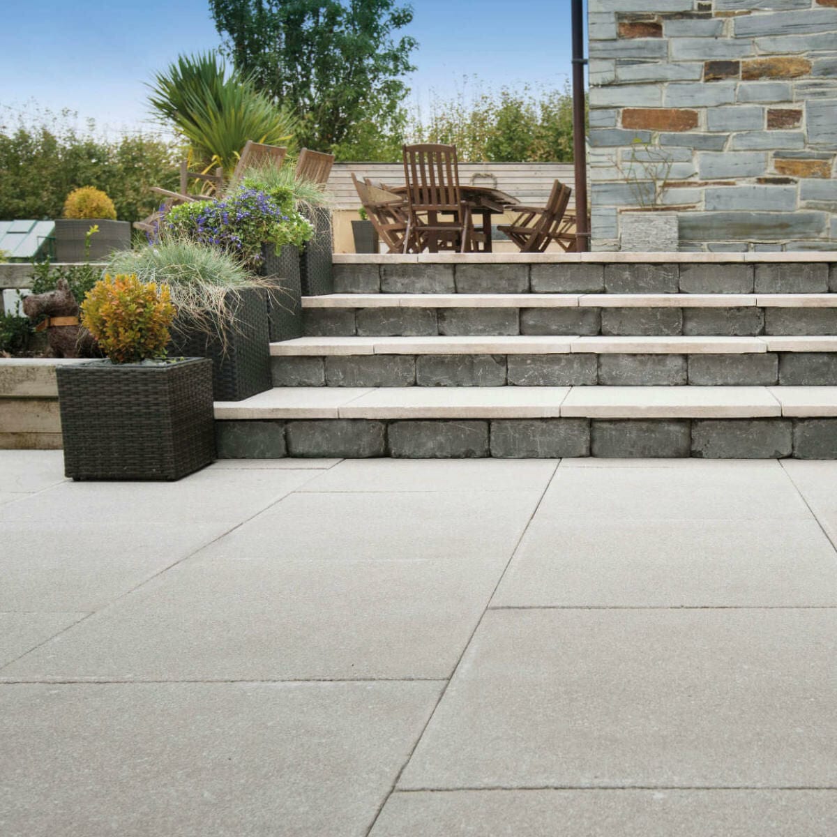 Brett Paving Concrete 'Chaucer' Textured paving slabs | Gills Building ...