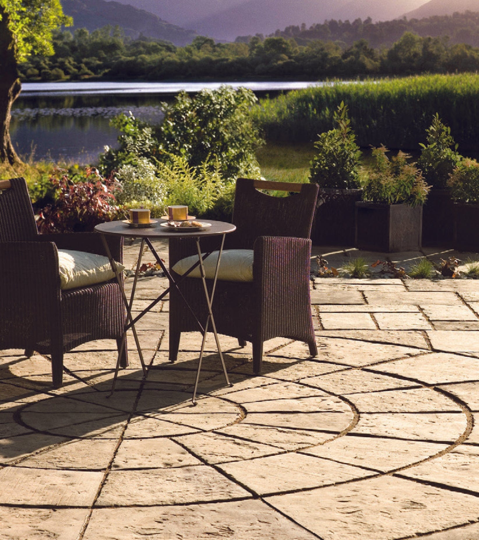 Bradstone Old Town Eco Circle in Weathered Limestone | Gills Building ...